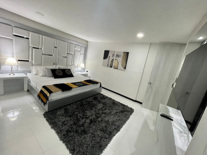 Hermoso Apartamento Con Jacuzzi Buena Ubicación - Cali