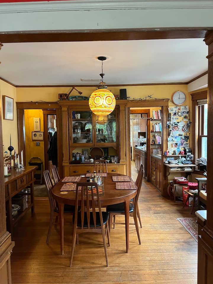 Warm And Welcoming Home With Bedroom For Rent - Boston, MA