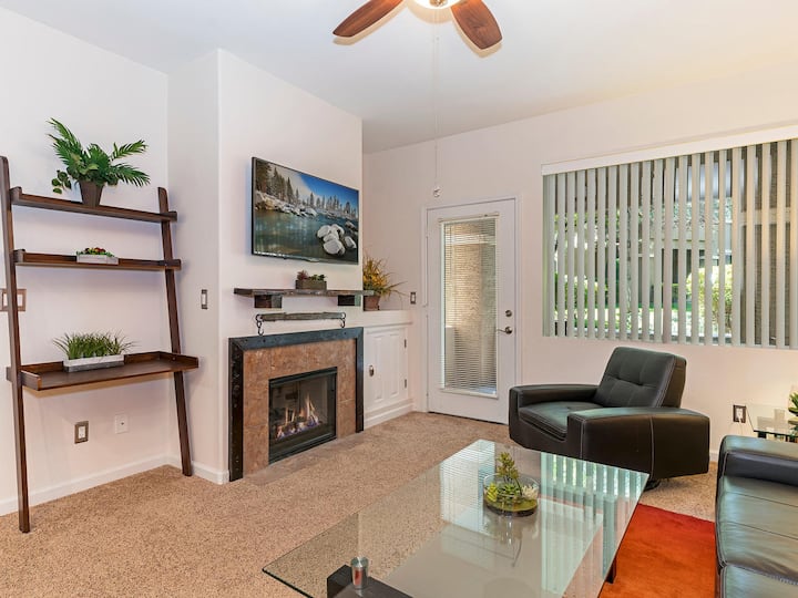 Luxury Resort Style Condo With Deluxe  Amenities - Reno, NV