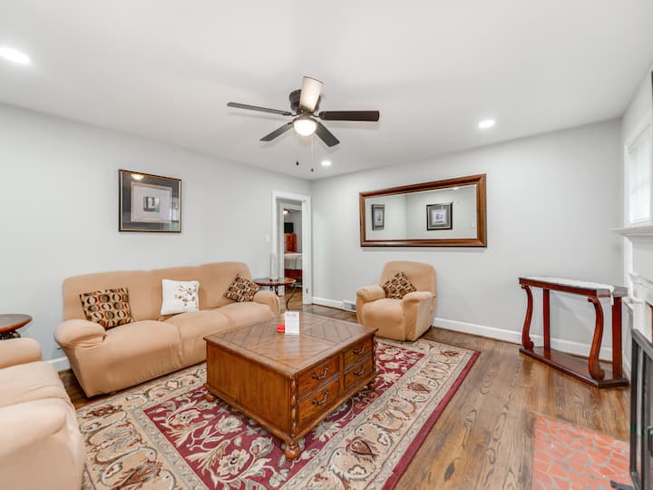 Sylvia Ranch At Country Club - Winston-Salem, NC