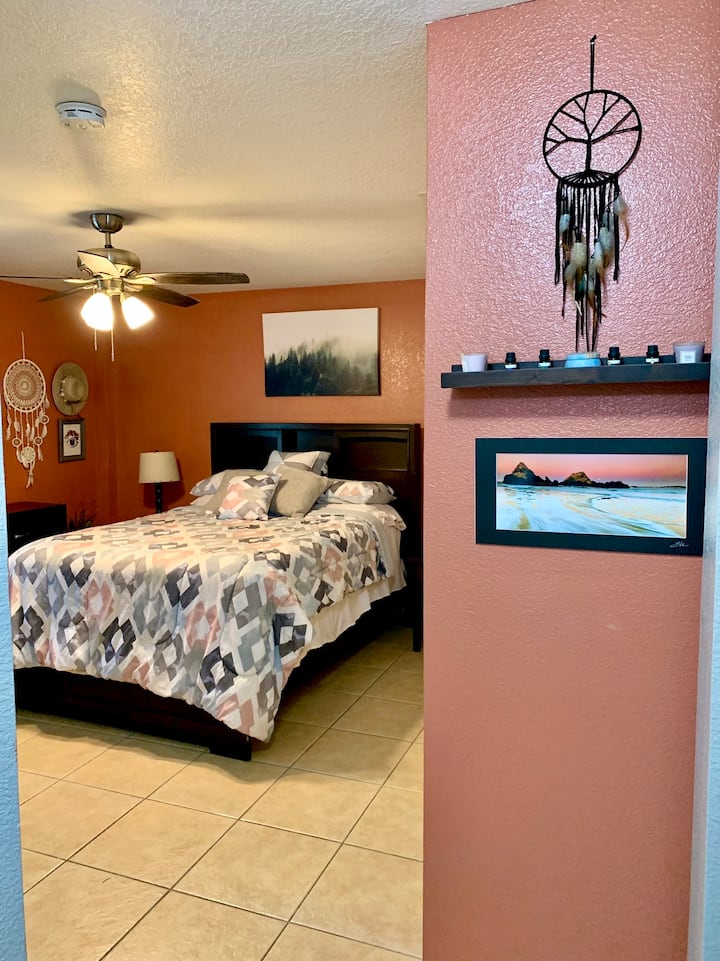 Serene Farm Stay On 5 Acres - Englewood, FL