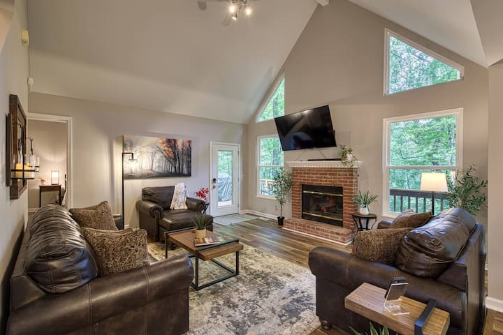 Cabin W/ Hot Tub, Firepit & Trails - 20 Mins To Ut - Knoxville, TN