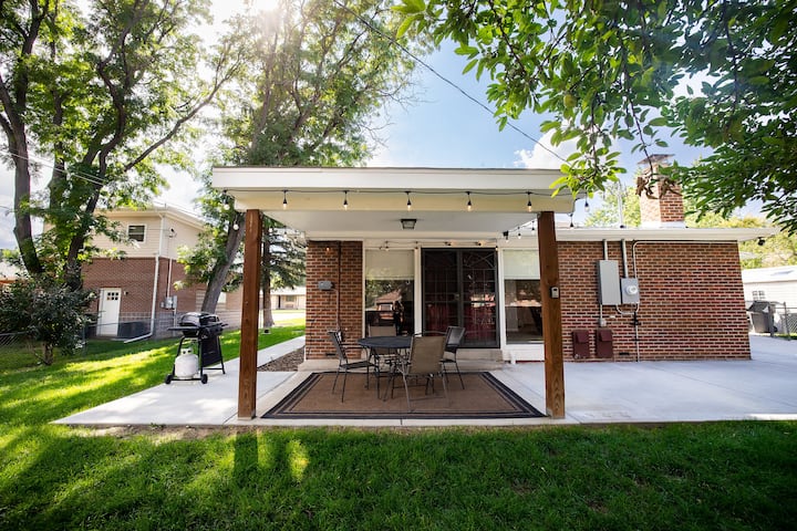 Cheerful 1-bedroom With Natural Light (30-day Min) - Lakewood, CO