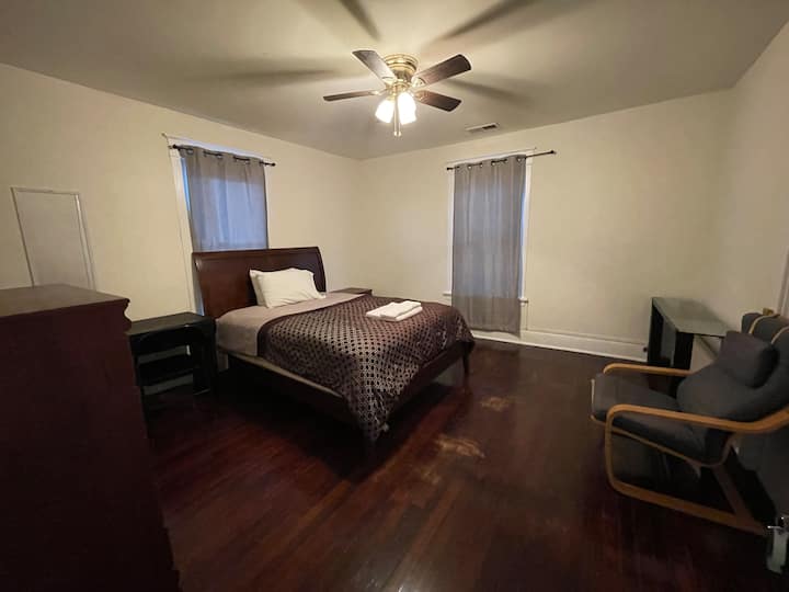 Convenient Location Vcu Large Room8 Richmond, Va - Richmond, VA