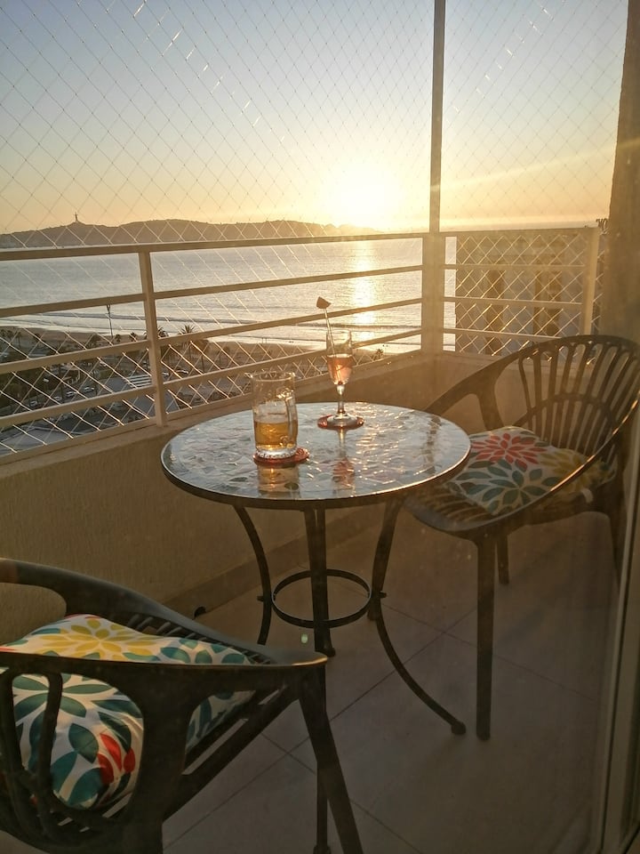 Excelente Vista, Ubicación Y Comodidad. - La Serena
