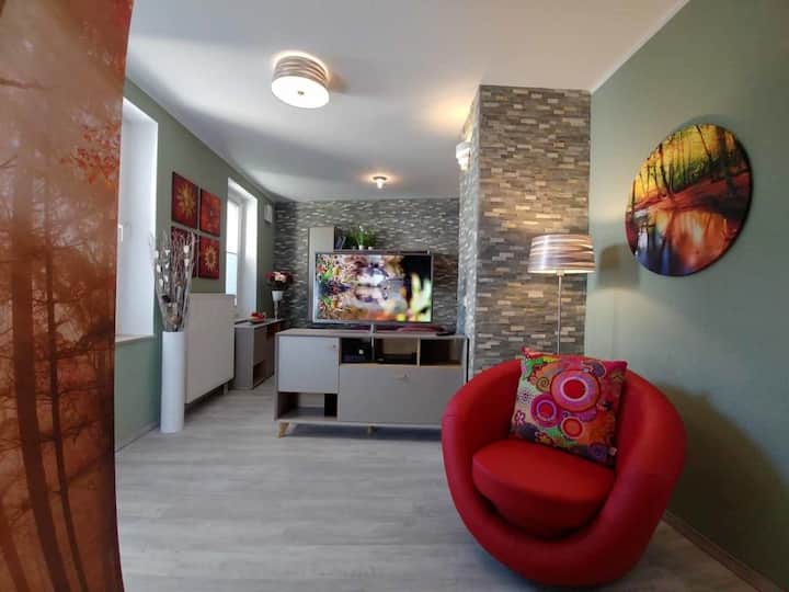 2 Zimmer Wohnung In Der Mitte Von Büsbach/stolberg - Aix-la-Chapelle
