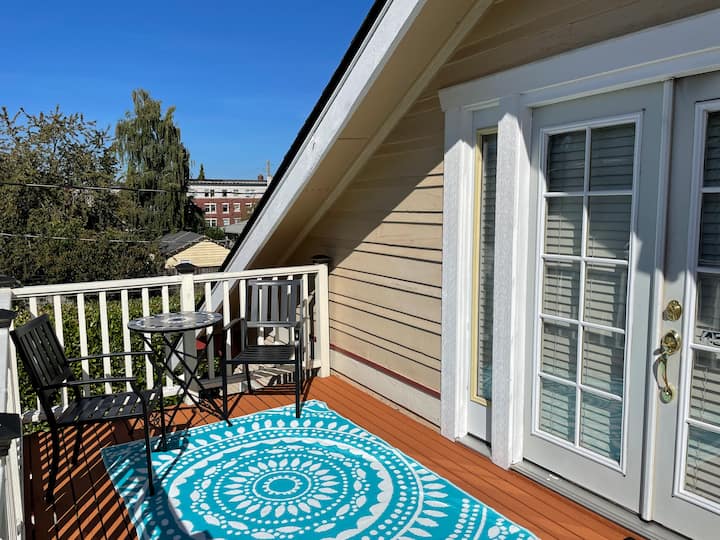 Adorable Studio Apt 2 Bks Multicare/tacgenhosptial - Tacoma, WA