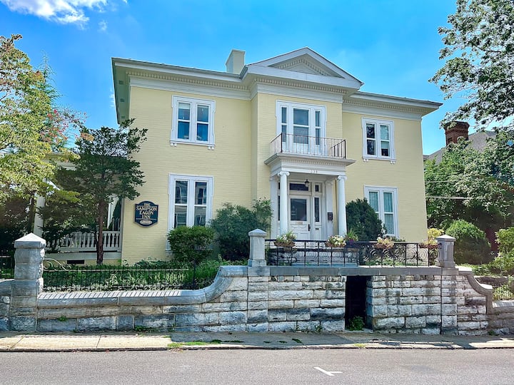 Sampson Eagon Inn One Bedroom In An 1840 Home! - Staunton, VA