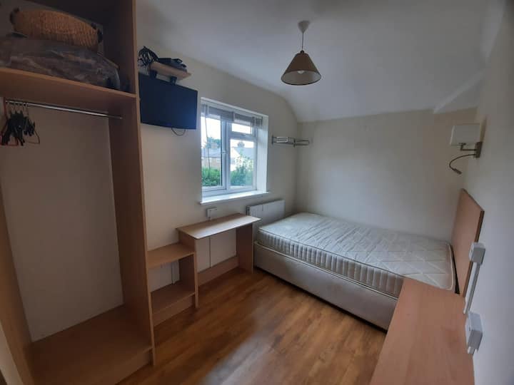 Double Bedroom In West London 2 - Brentford