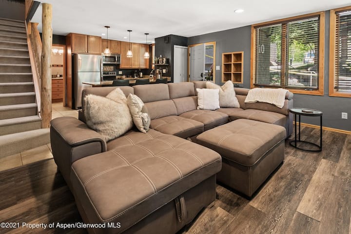 2 Bedroom-2 Bath Townhome-snowmass Village-aspen! - Snowmass Village, CO