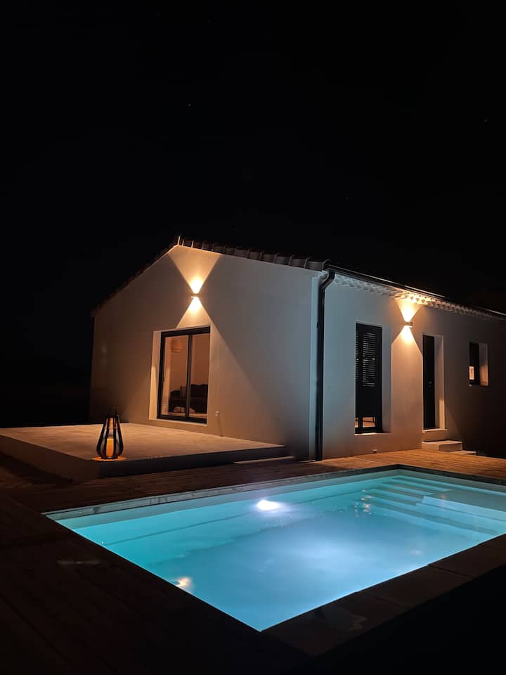 Magnifique Villa Piscine Sur Hauteurs De La Ville - Pierrelatte