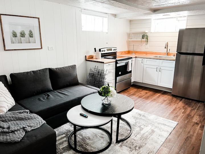 Cozy Ski Trip | Couple + Family | 6 Guest - Ogden, UT