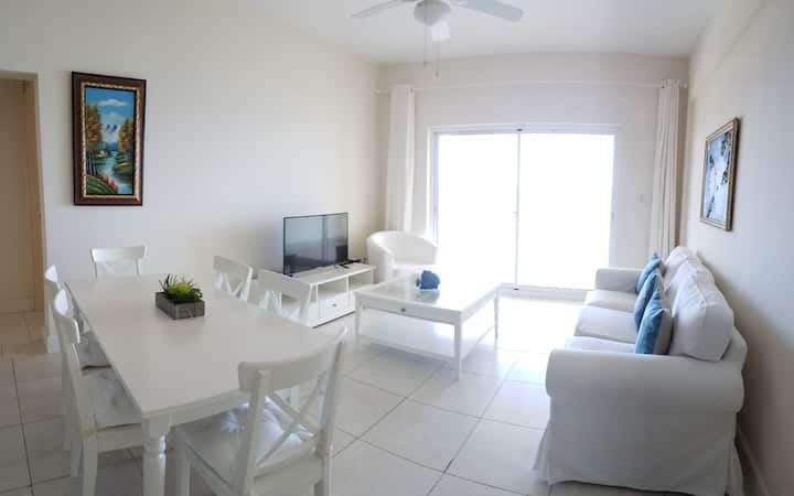 Fabuloso Apartamento Con Piscina Frente Al Mar - La Romana
