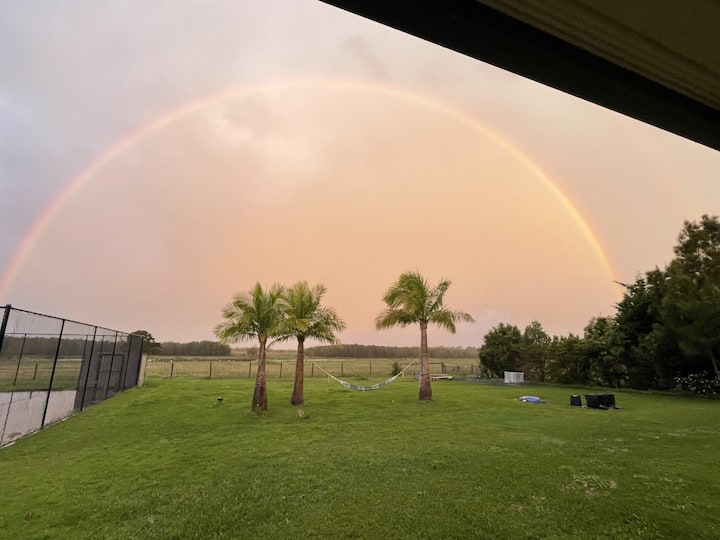 Beautiful Country Home In The Perfect Location - South Coast