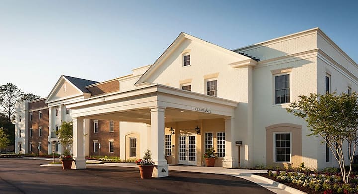 2br Condo Downtown Colonial Williamsburg On Resort - Williamsburg, VA