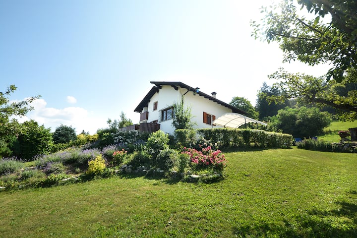 Bed And Breakfast Claudia - C. Cuore E Scoiattolo - Cles