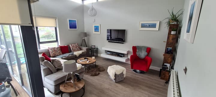 Modern Luxury Townhouse With Parking. Dublin 6. - Dublin, Ireland