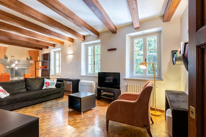 Piazza Napoleone Lovely Central Apartment - Lucca