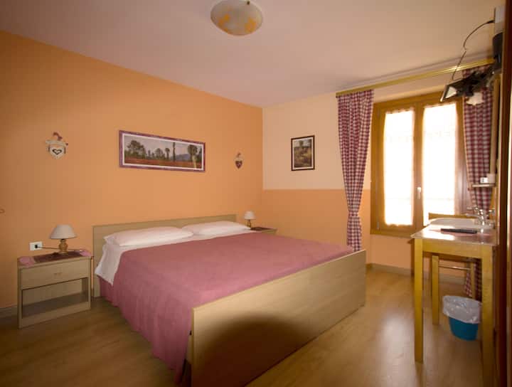Stanza Privata In Locanda - Edolo