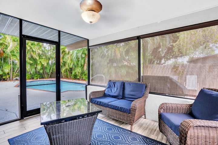 Spacious Gulf Coast Home With Heated Pool - Anna Maria Island, FL