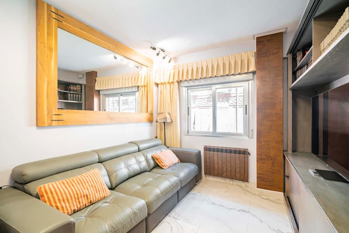 Beautiful Flat Y Parking Near Atocha - Madrid