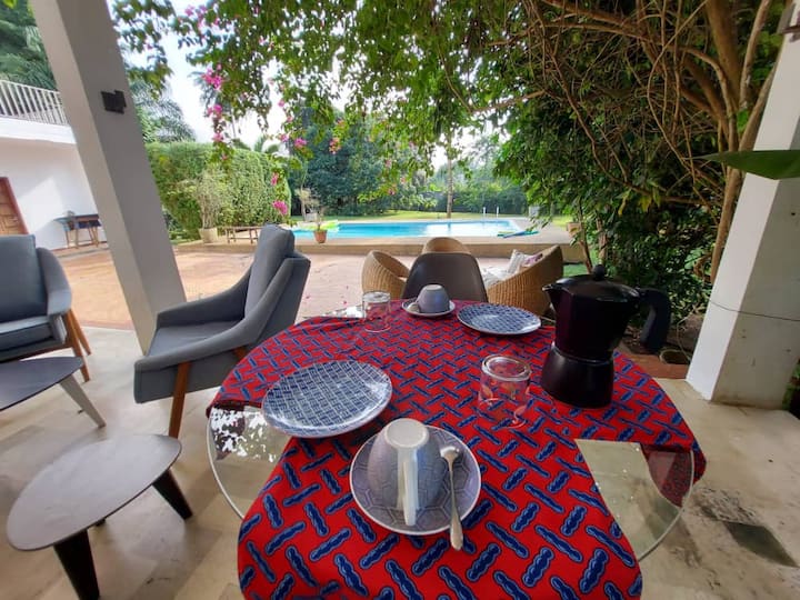 Chambre D'hôte Dans Villa Calme Avec Piscine. - Abidjan