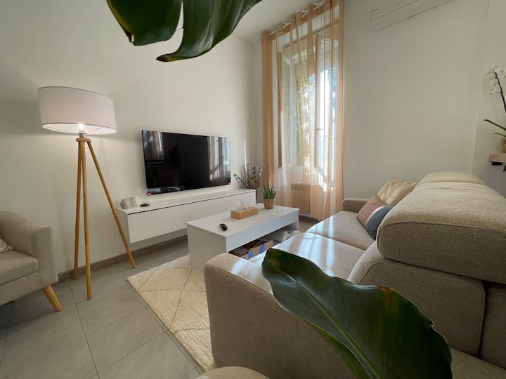 T2 Cosy & Design Tout Confort, Climatisé, 4 Pers. - Marseille