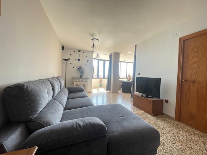 Espacioso Apartamento Con Terraza A Pie De Playa - Aéroport d'Alicante (ALC)