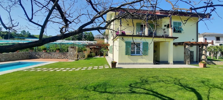Agriturismo Con Piscina Vicino Alle Cinque Terre G - Rio