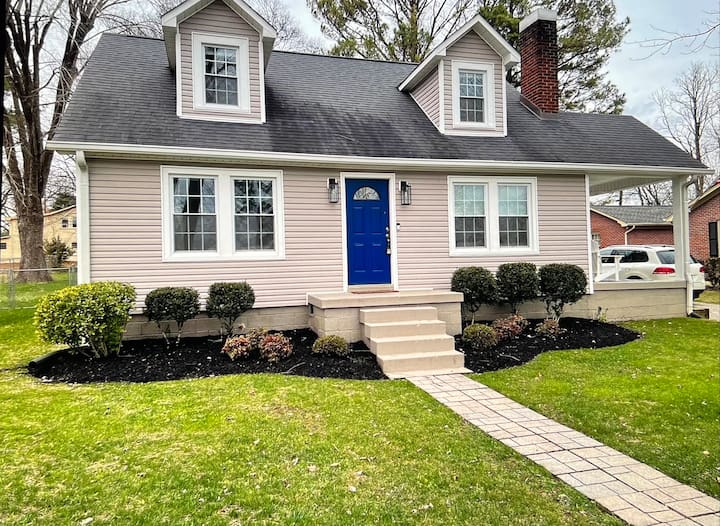 Lovely Home Walkable To Downtown Columbia/sleeps 6 - Columbia, TN