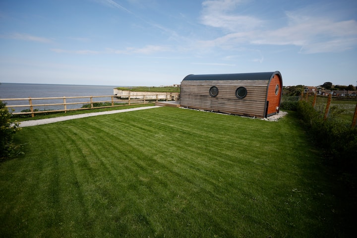 Cliff Top Glamping Pod With Outstanding Sea Views - Birchington-on-Sea