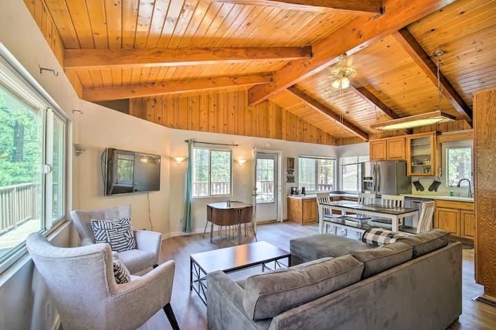 Mountain High Cabin - 2000 Sq Ft - 8 Beds  - A/c - Wrightwood, CA