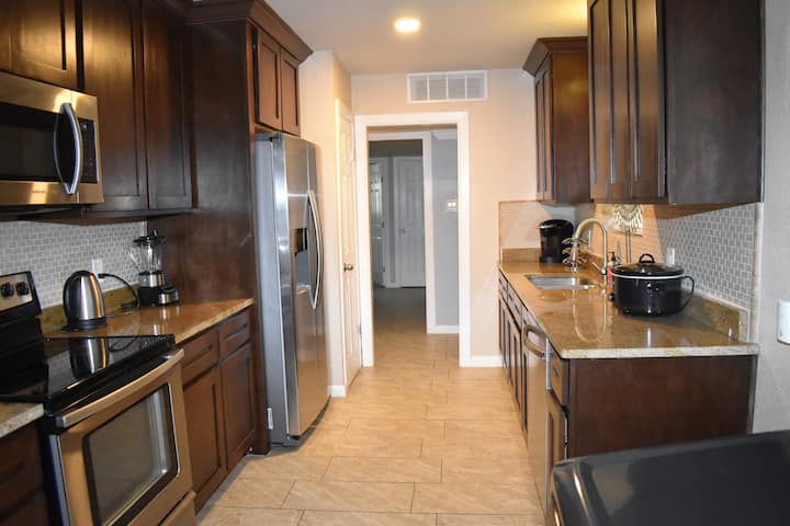 Beacons Of Storey - Midland, TX