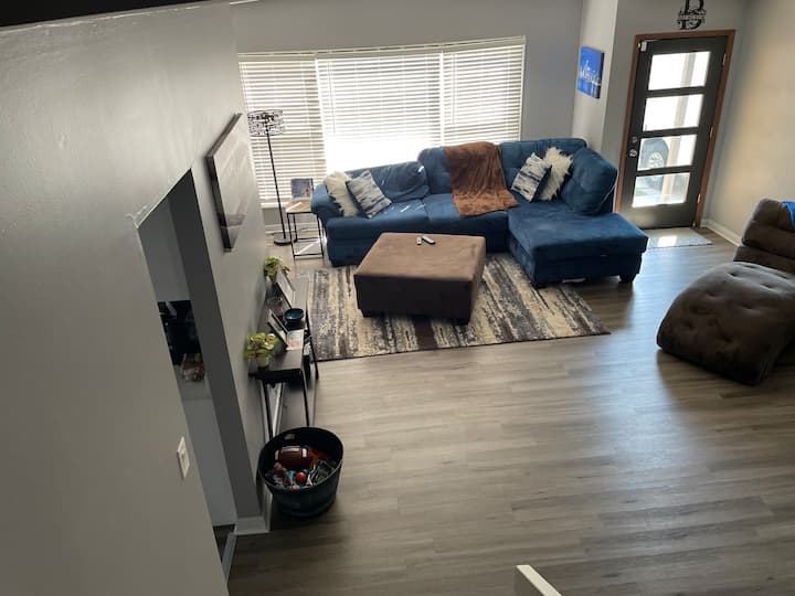 Cozy 3 B/rm Home With Ent Rm Nice Yard Frpt W/dryr - Homewood, IL