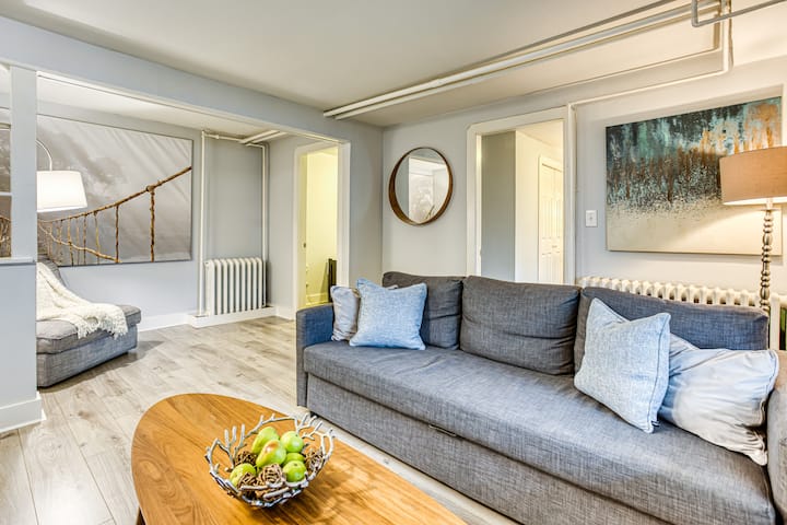 2bed 2stops To Dt,mins Walk To Station, Parking(a) - Vancouver