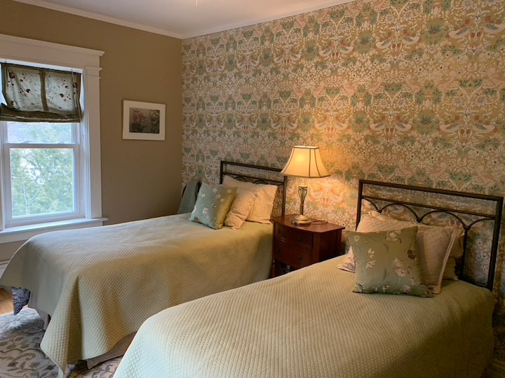 Welcome To The River House-twin Bedroom - Meaford