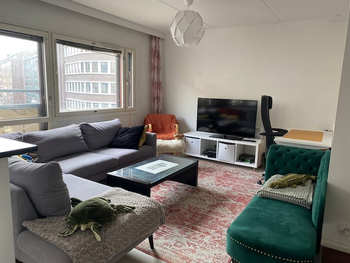 Spacious And Bright Apartment In Kallio - Helsinki