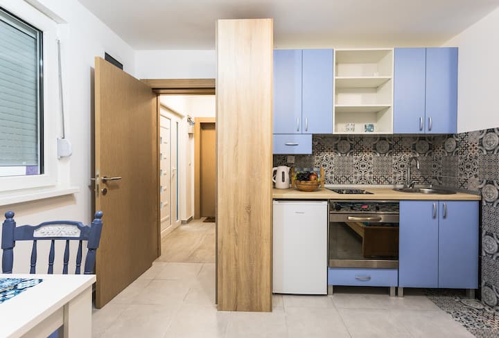 Cozy Apartment 3/4 (Free Parking) - Zemun - Belgrade