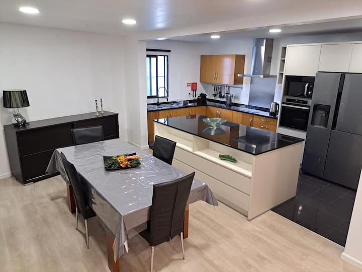 Friendly House - Funchal