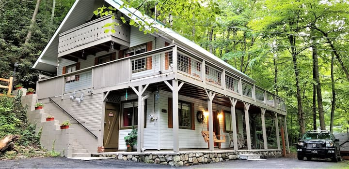 For The Good Times-private 3 Levels-g'burg-2miles - Gatlinburg, TN