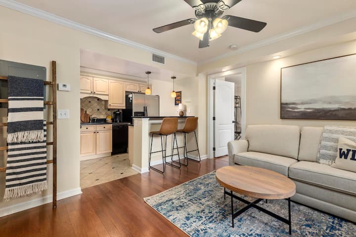 War Damn Condo In Downtown Auburn Next To Campus Condominiums For