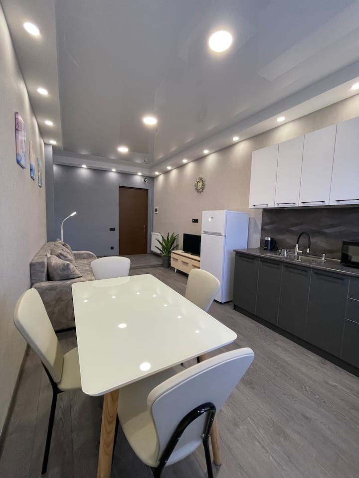 Comfort Modern Apartment In City Center - 트빌리시
