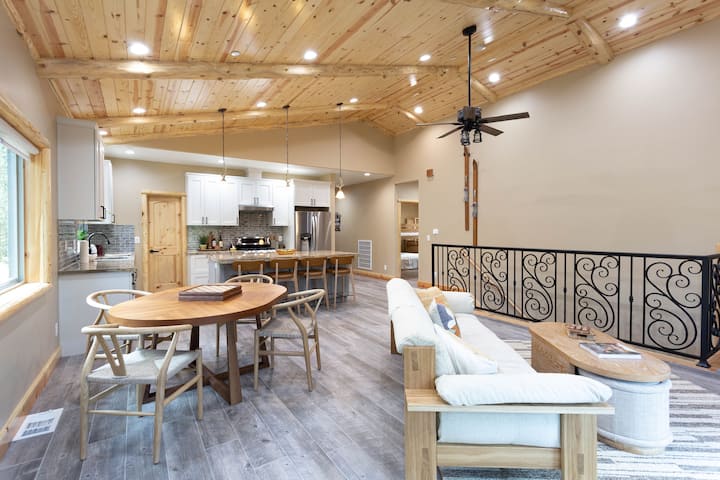 State Of The Art Mountain Retreat W/ Ev Charging - Big Bear Lake, CA