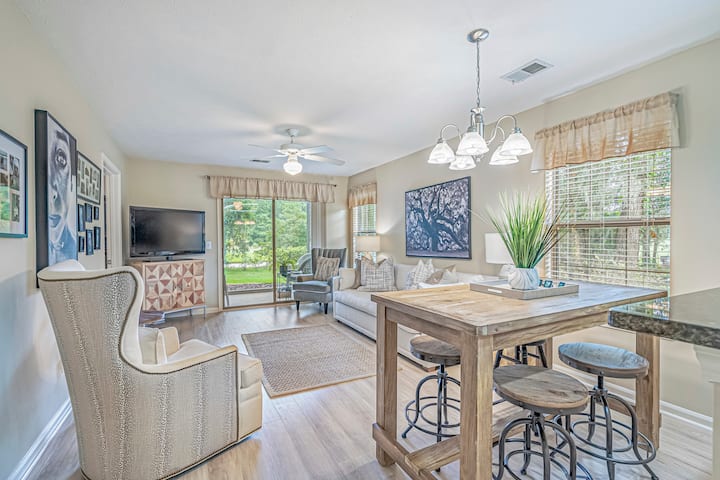 Relaxing, Modern 1st Floor Beach Condo With Pool - Pawleys Island, SC