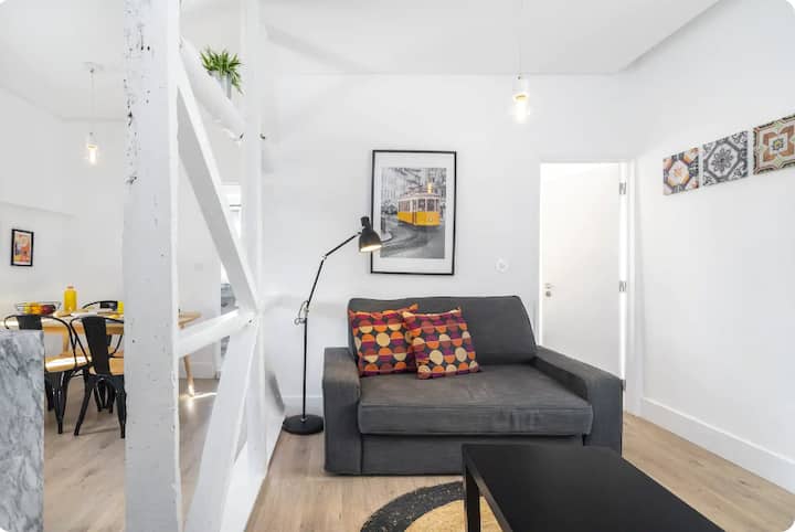 Charming Downtown Apartment - Lissabon