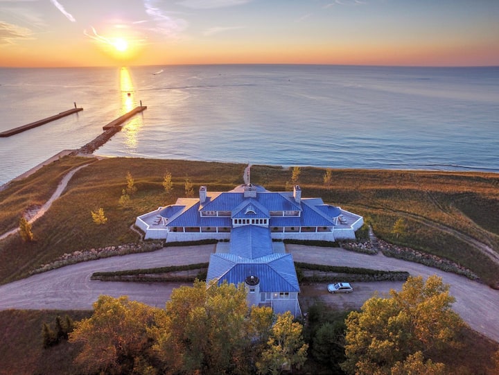 Saugatuck. Lake Michigan. Heated Pool. Hot Tub. - Fennville, MI