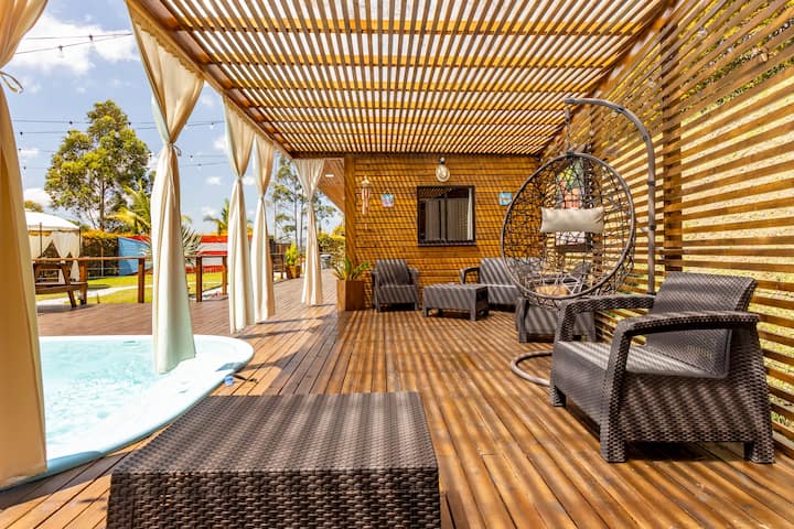 25guest,jacuzzi,5rooms,4bath-pool Table-pool. - Guatapé