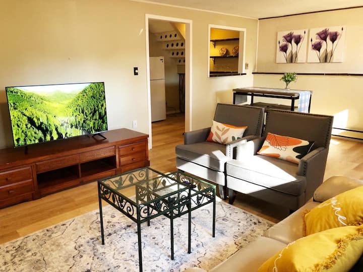 Spacious Raised Bungalow Monthly Rent - Niagara-on-the-Lake