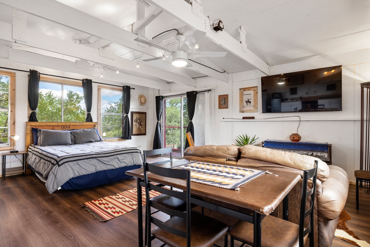 The Hideout - Farm stays for Rent in Wimberley, Texas, United States ...