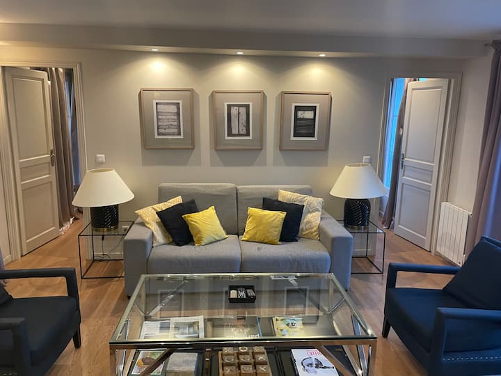 Appartement Familial Sur Cour - Au Cœur De Paris - Paris 18e Arrondissement